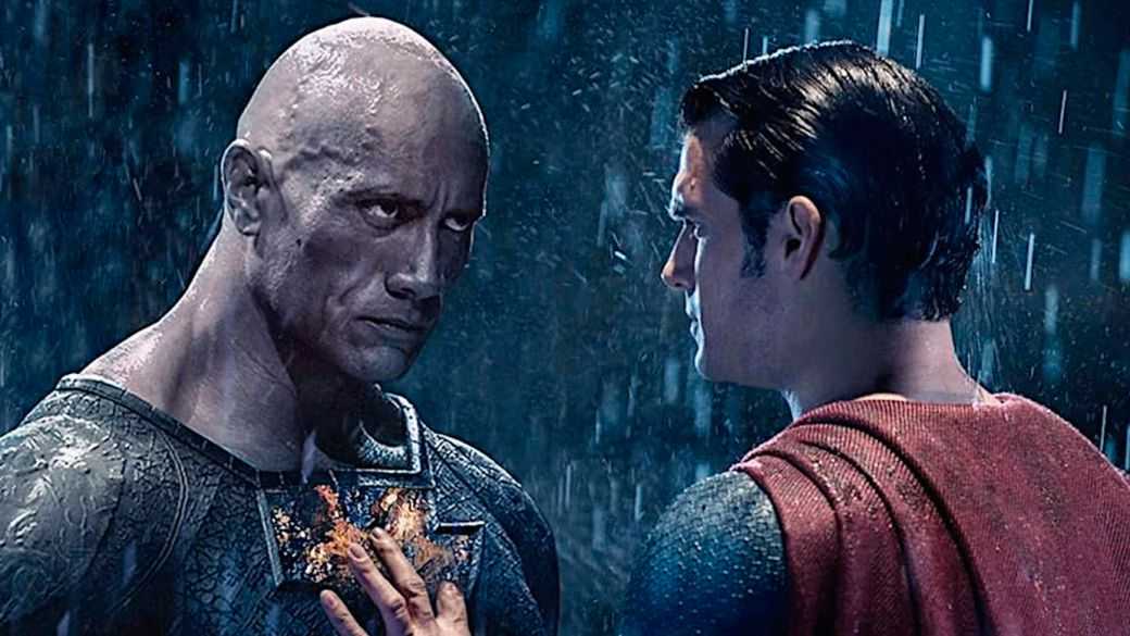 The Rock charge durement Warner pour Superman d'Henry Cavill dans une ...