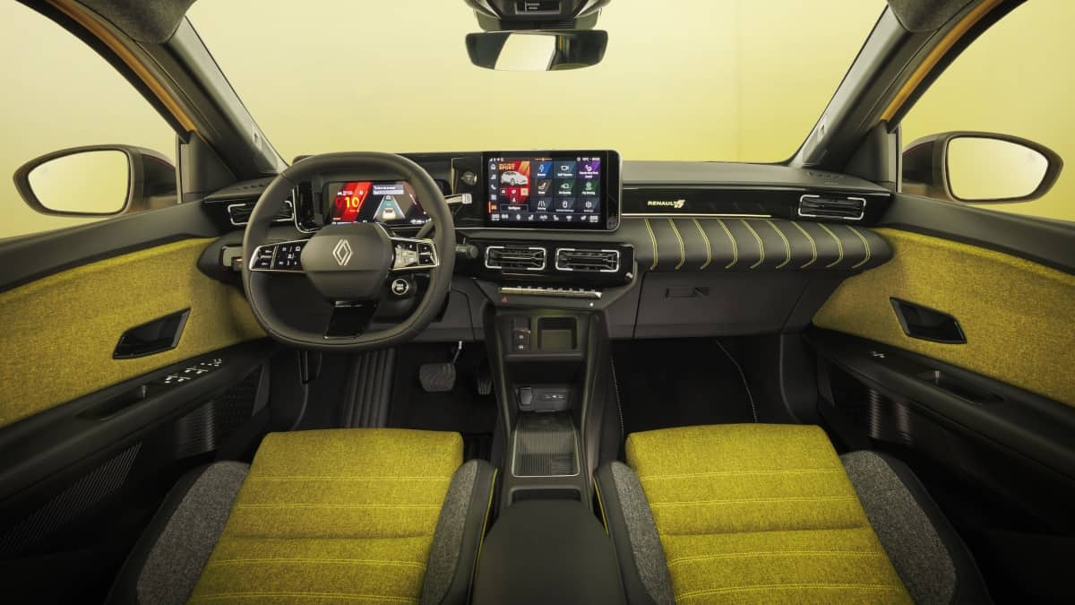 Renault 5 E-Tech : peinte aux couleurs du futur, l'iconique R5 est le ...
