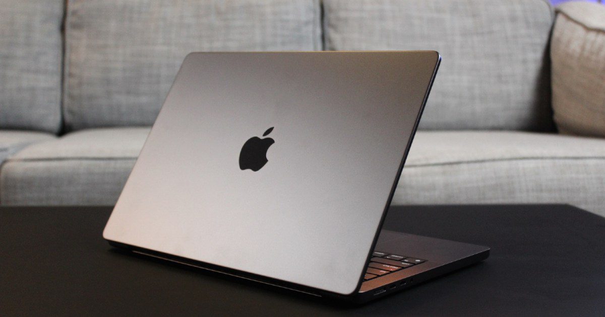 Un YouTuber avec 11M d'abonnés vient de déballer le MacBook Pro M4